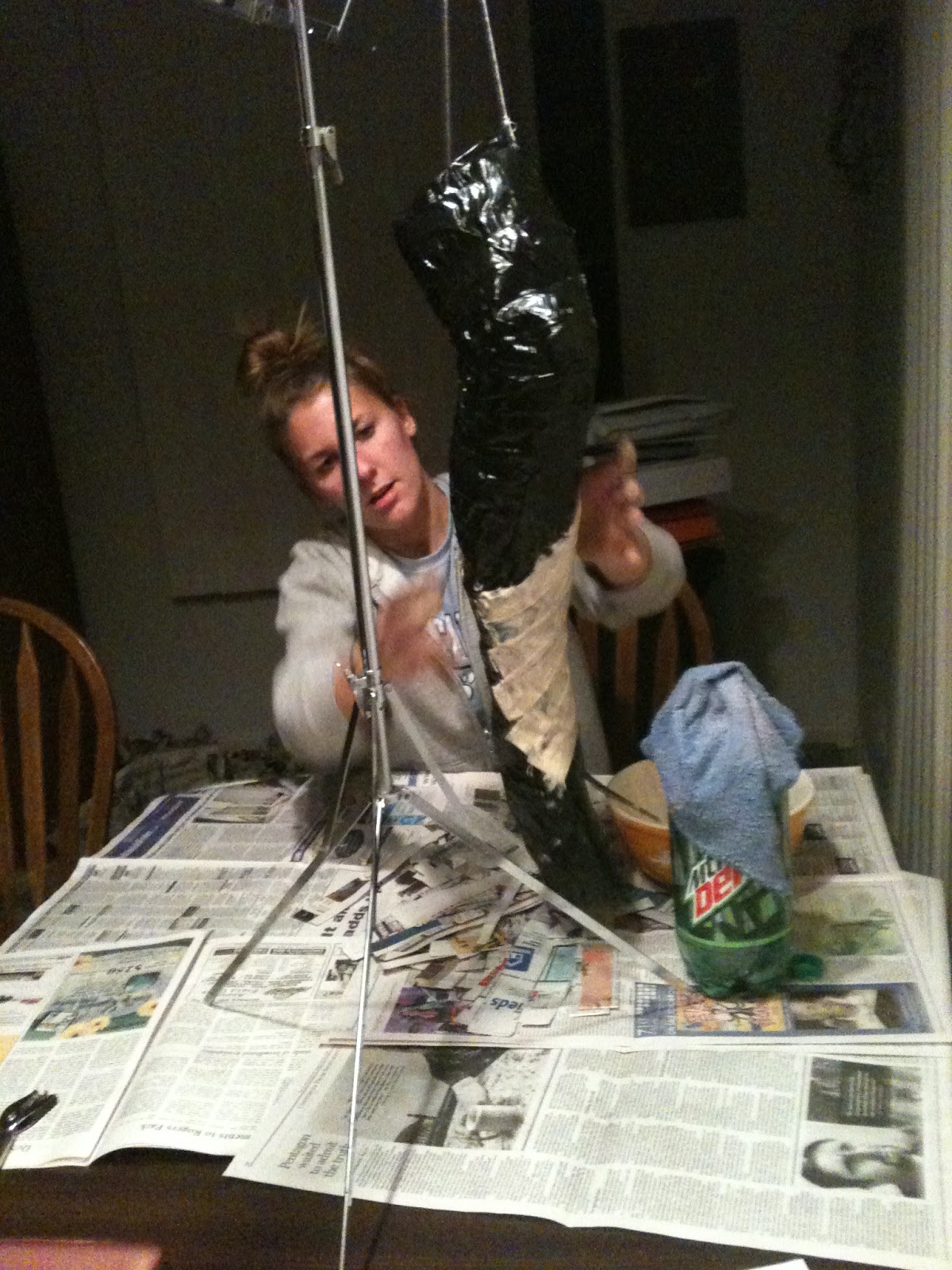 life makes me :): DIY Leg Lamp from A Christmas Story