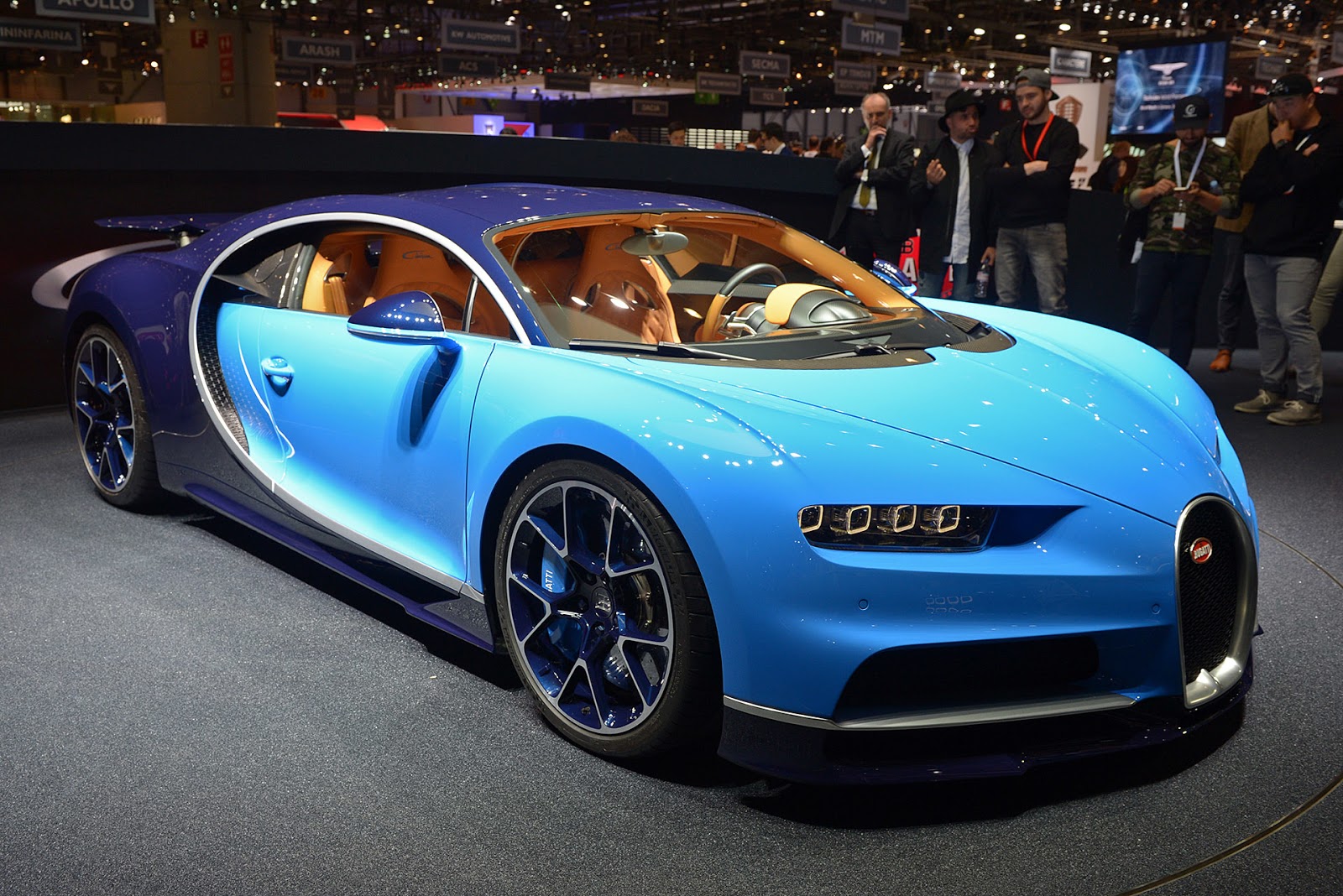 Fotos e Informações de Carros: Geneva 2016 - Bugatti Chiron