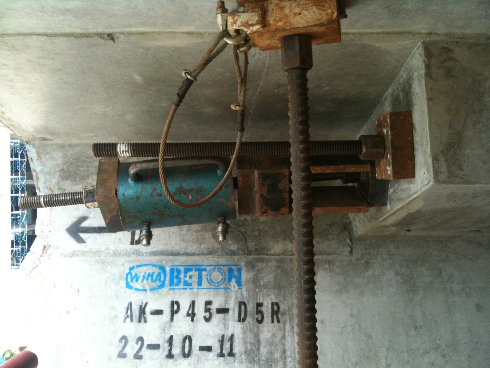 Ilmu Sipil Indonesia: BOX GIRDER - ERECTION FIELD SEGMENT