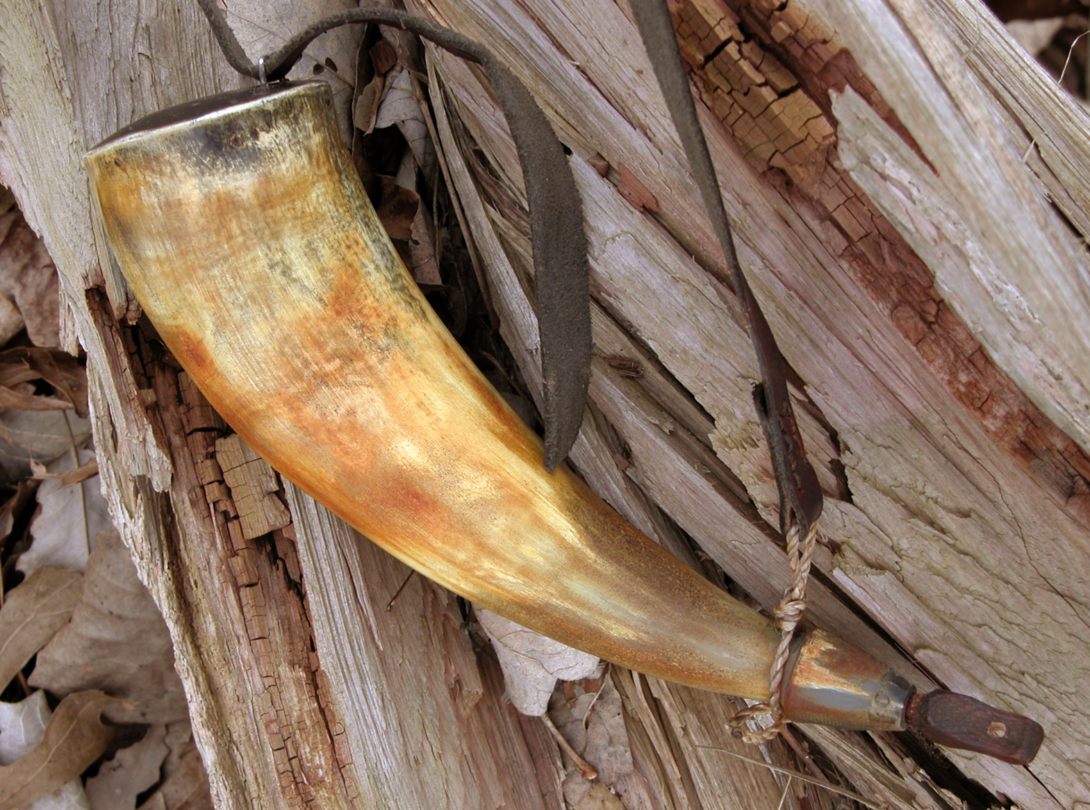 Contemporary Makers: Bob Weigand Hunting Pouch with Powder Horn