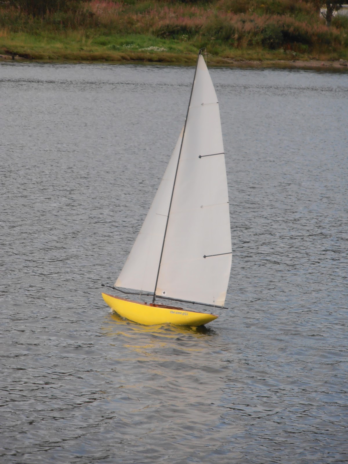 scottishboating: Some Thoughts on Model Boats