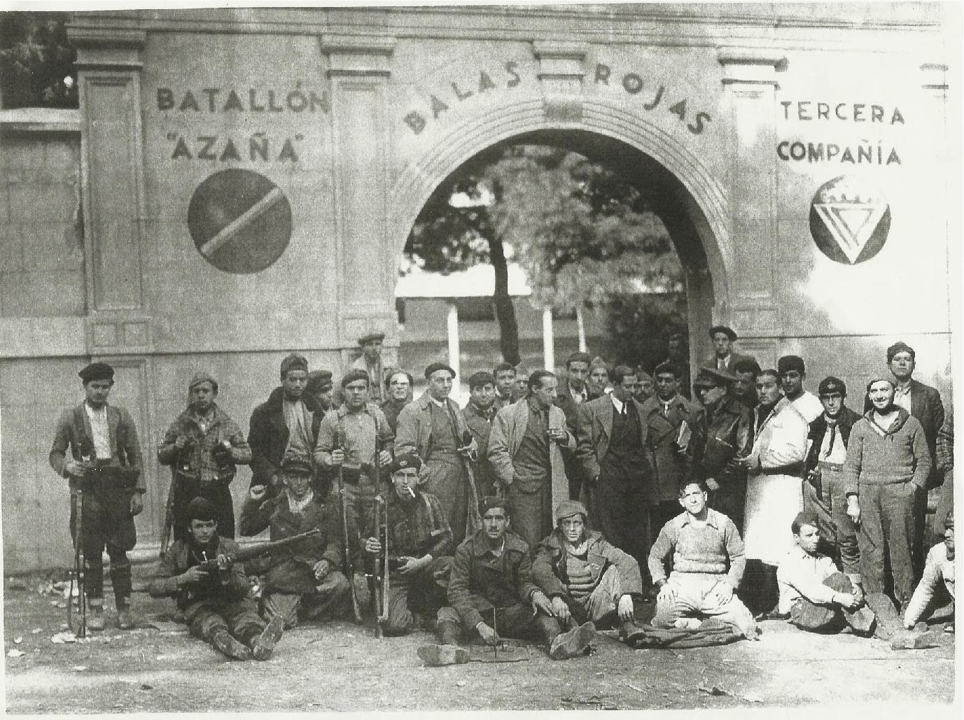 Fotos de los BALAS ROJAS abril de 1937