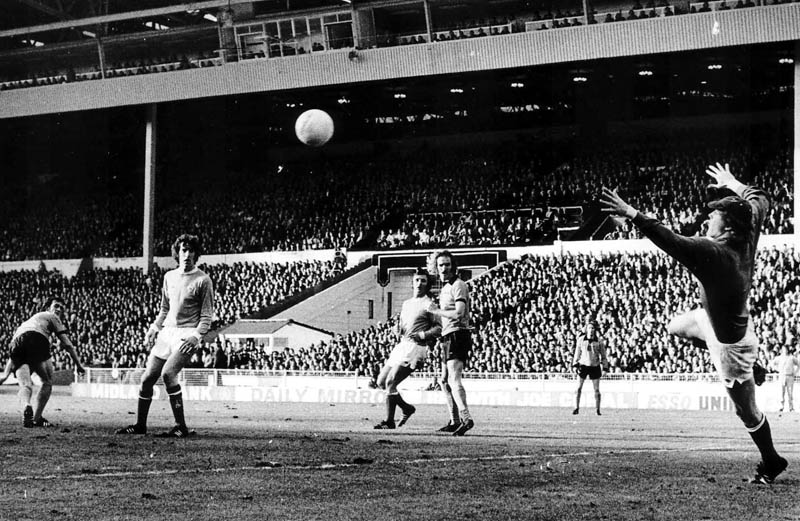 THE HISTORY OF GOAL NETS: Off the stanchions at Wembley - Kenny Hibbitt