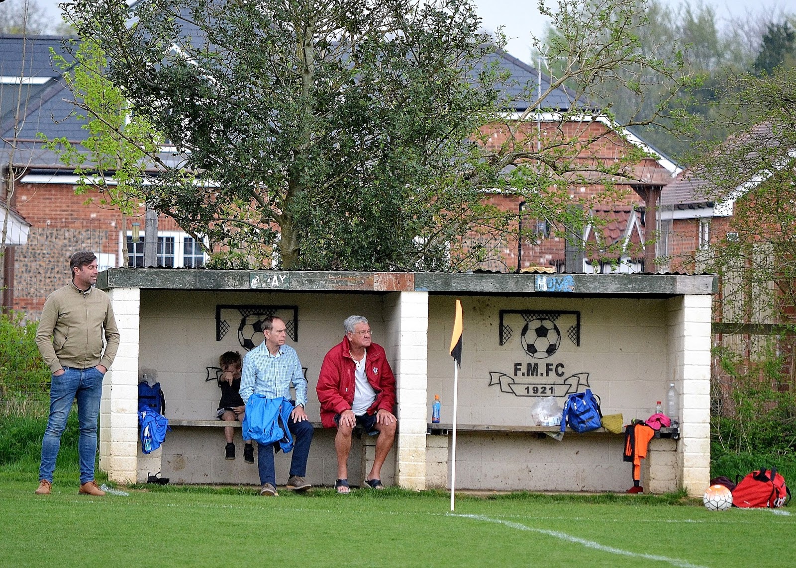 Hopping Around Hampshire: Four Marks v Netley Central Sports