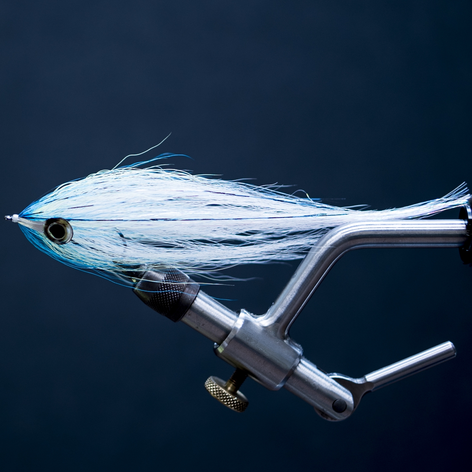 Mad River Outfitters: Fly Tying- The Hollow Fly- "Sexy Shad"