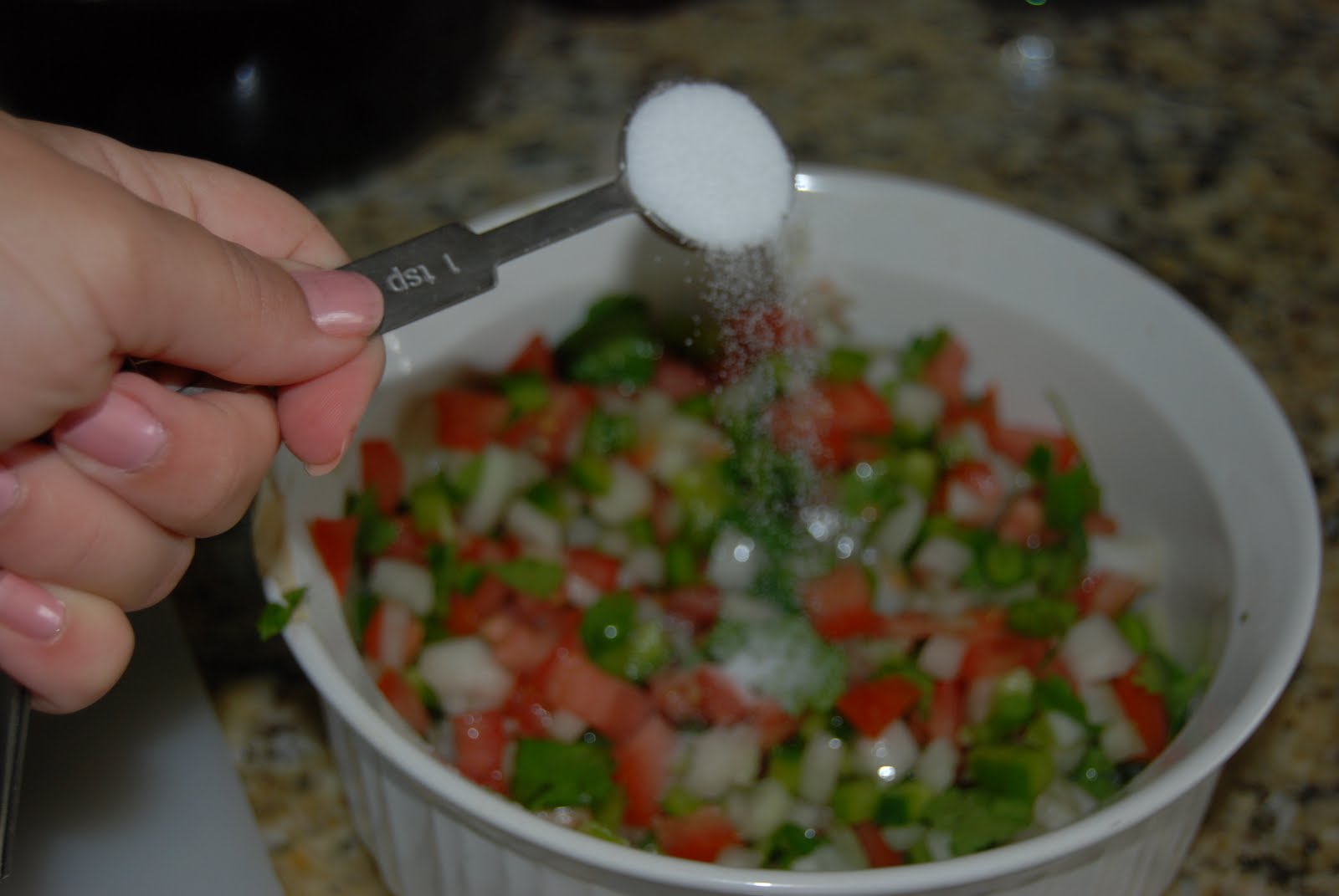 Diary of a Glam Mommy...: Its NOT Pico de Gallo its CHIMOL!!!!