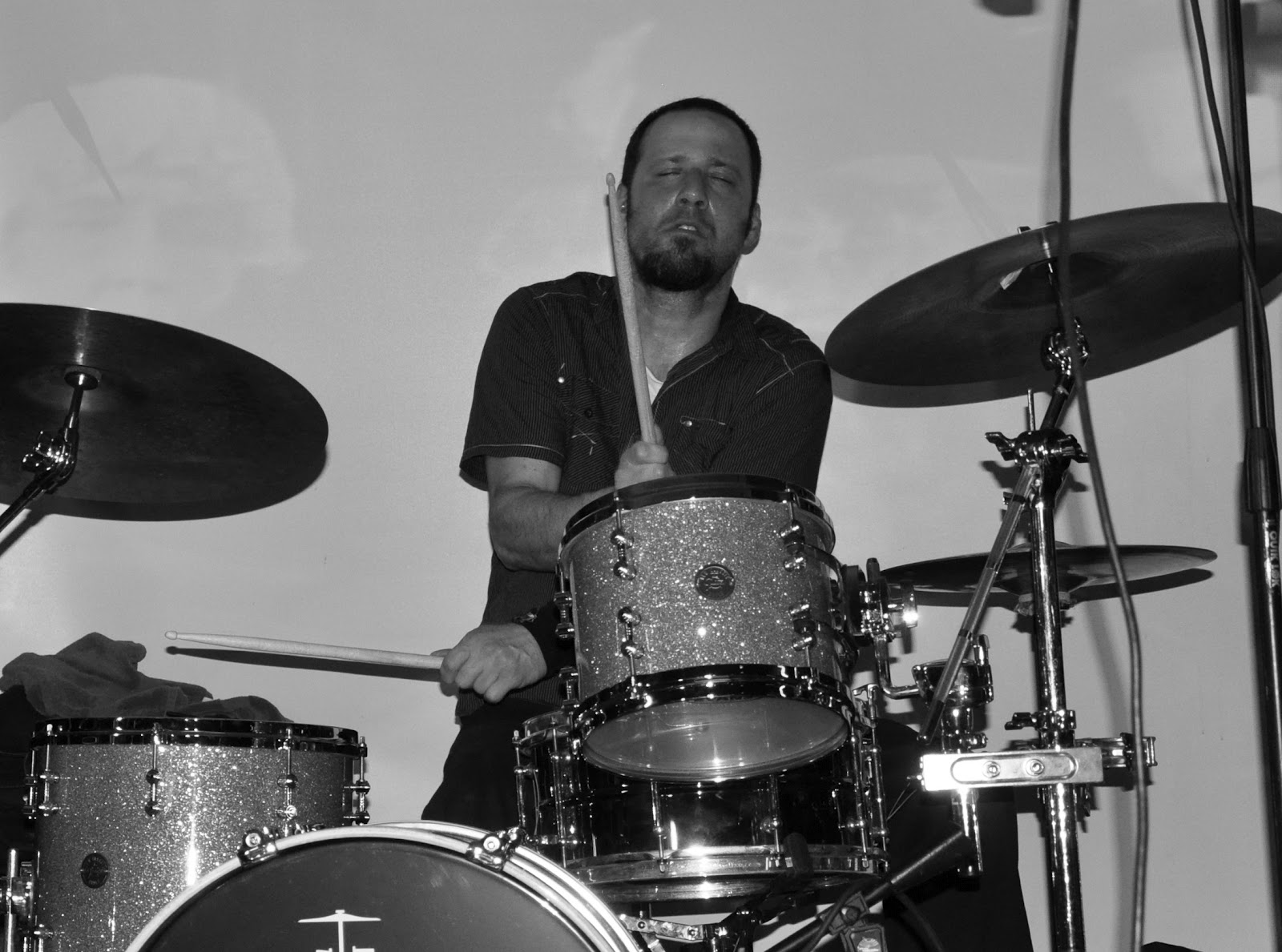 I Shoot Rockstars: One Drummer Drumming