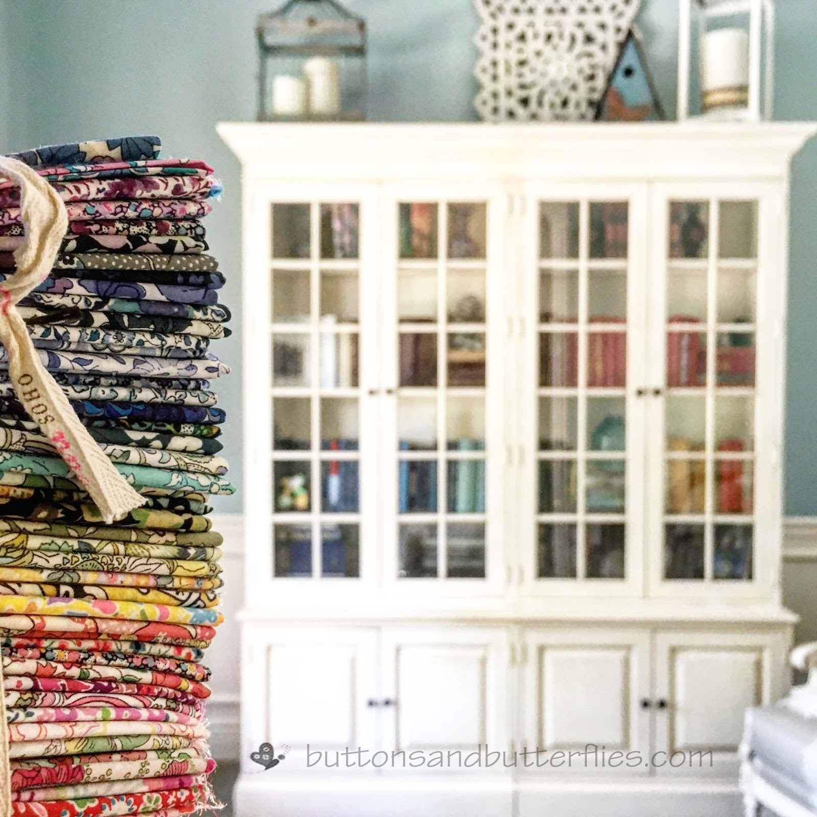 Buttons and Butterflies: Liberty Color Wheel {Quilt}