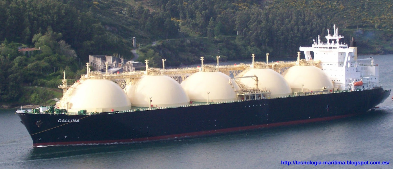 BUQUES DE TRANSPORTE DE GAS NATURAL LICUADO EN FERROL