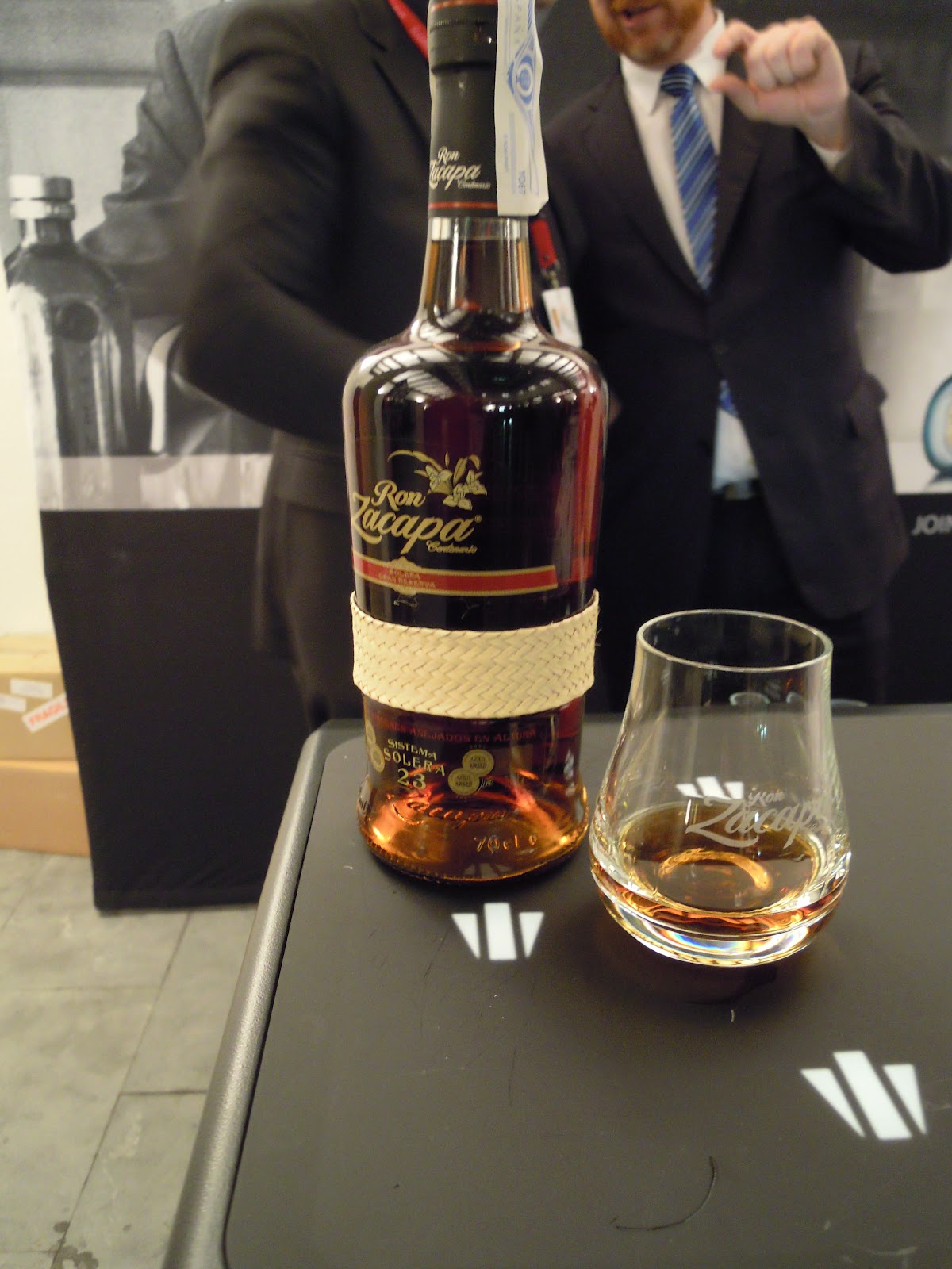 Astur Taninos: PURO RON