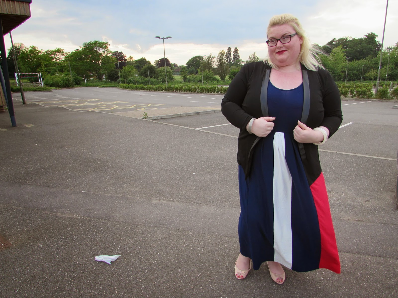 The Curve Part II- The Stylish Blazer - Mookie's Life