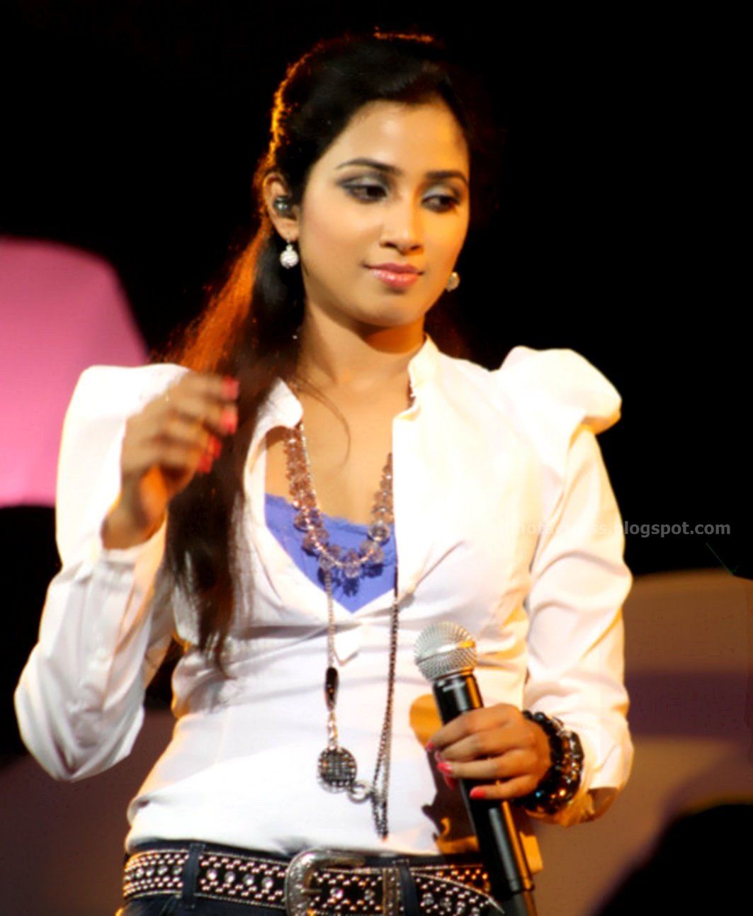 Playback Singer Shreya Ghoshal cute photos