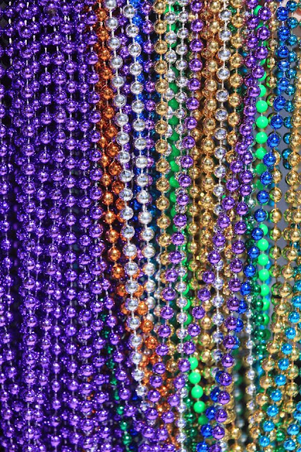 AM~Erica Says So: AM~Erica's Beady Talk