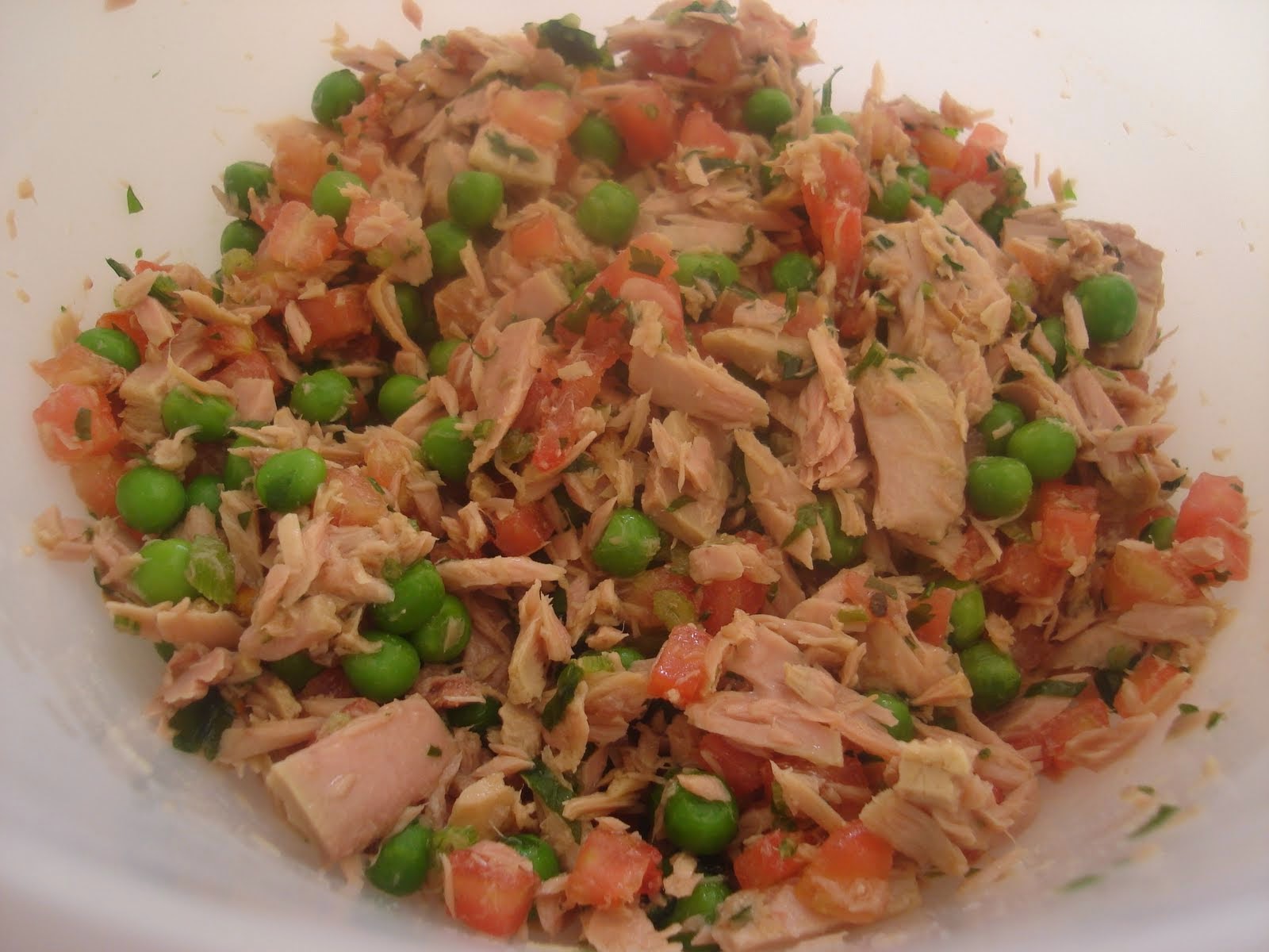 Salada de atum com ervilhas light - Culinária diet e light