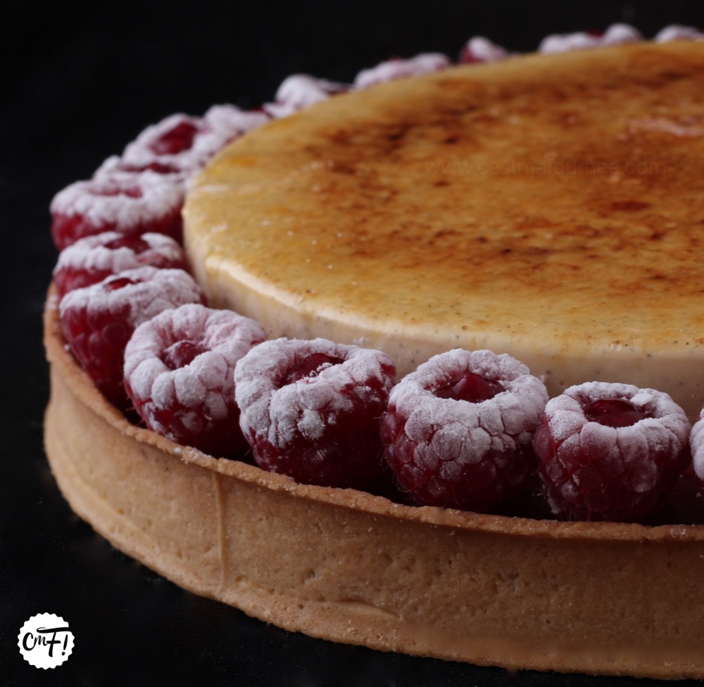 La tarte aux framboises et à la crème brûlée vanille