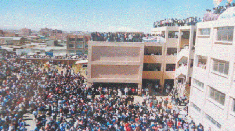 UPEA celebra su décimo noveno aniversario con una marcha | NOTICIAS DE ...