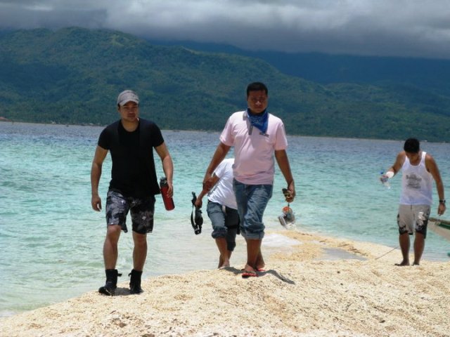 Marinduque Rising: Cong. Velasco fun dives at Gaspar Is.