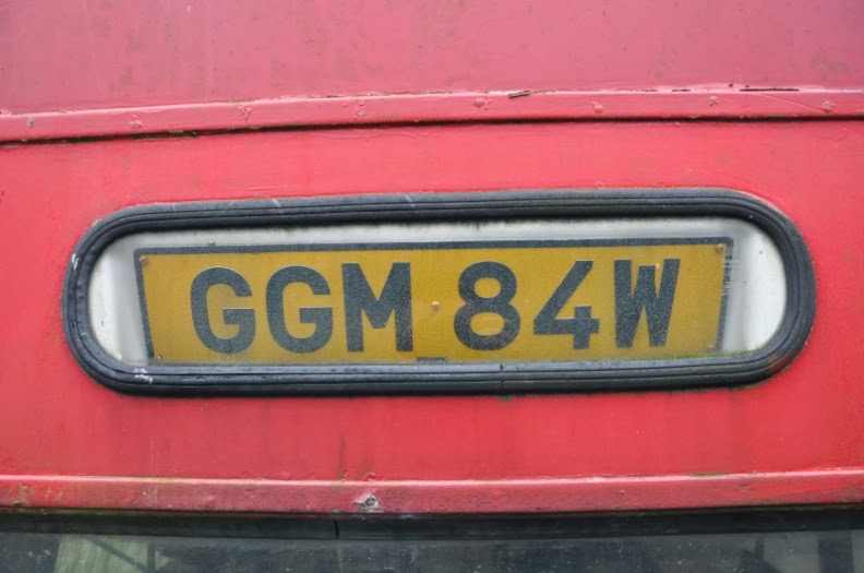 Making My Tennant Coat: Planet Of The Dead bus - bits on eBay!