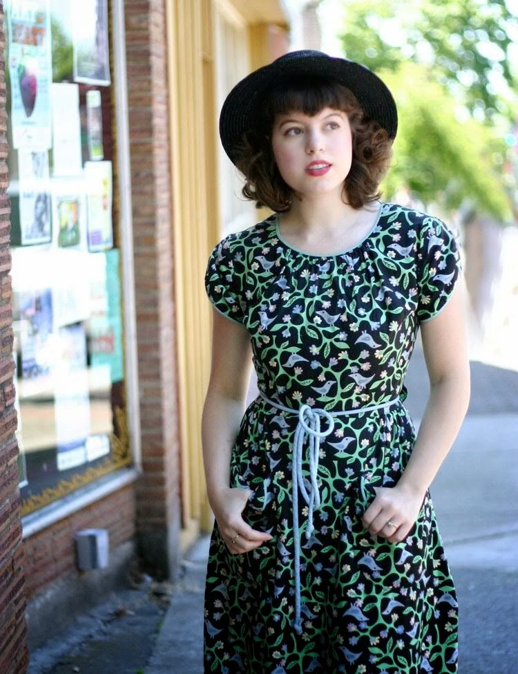 Sew Retro Rose: Announcing a SEW ALONG!!!