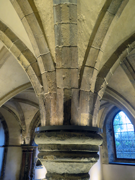 The Language of Stone: Rochester Cathedral - The Crypt