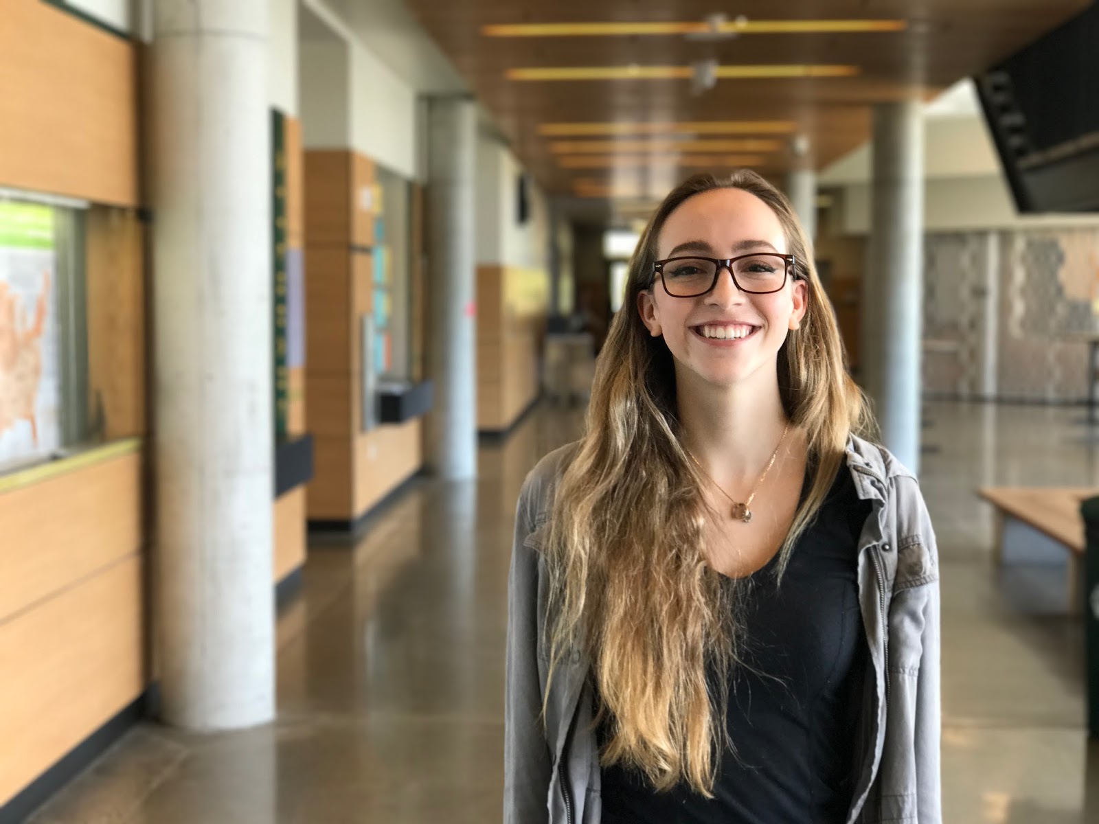 Shoreline Area News: Shorecrest senior honored for volunteerism