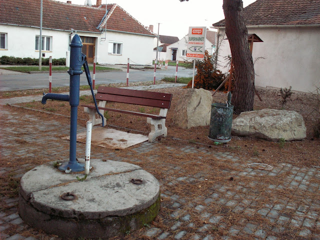 Rakvice - foto blog: Obecní studna