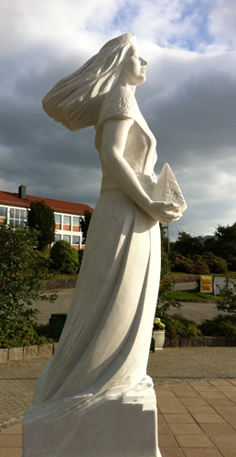 Sta. Sunniva av Selja: Katolsk hilsen ved avdukingen av Sta. Sunniva ...