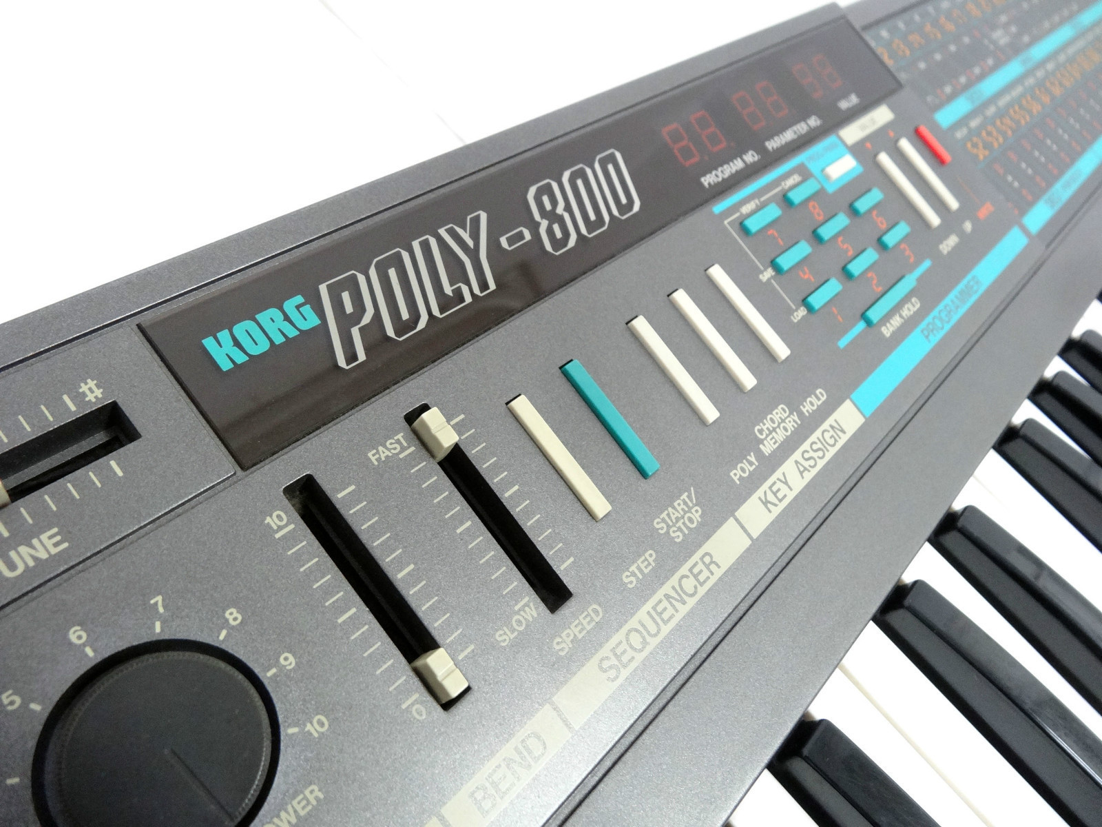 MATRIXSYNTH: KORG POLY-800 SN 008675