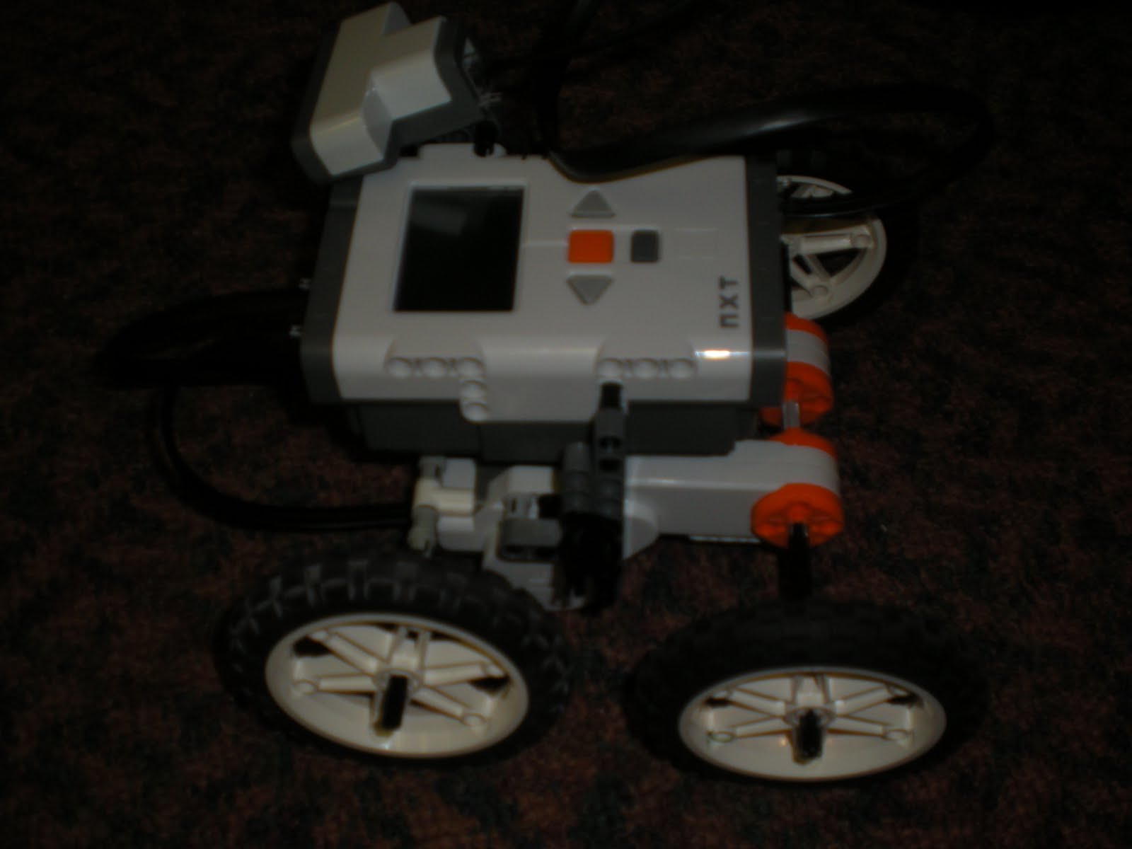 Engineering 160: NXT Projects: Silly-Walking Robots and Going the Distance