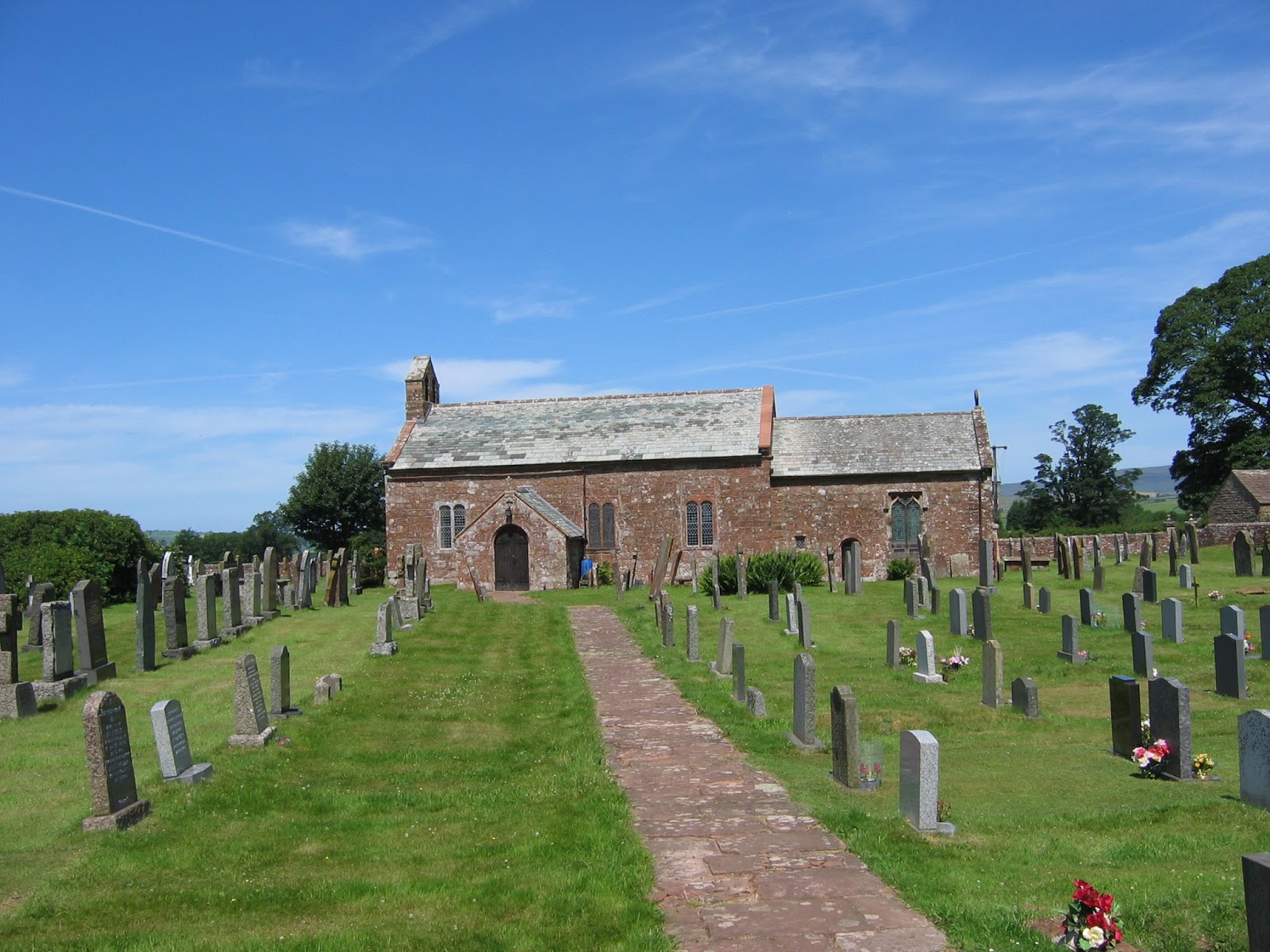 A walk amongst the stones: St Michael and All Angels Church, Addingham ...