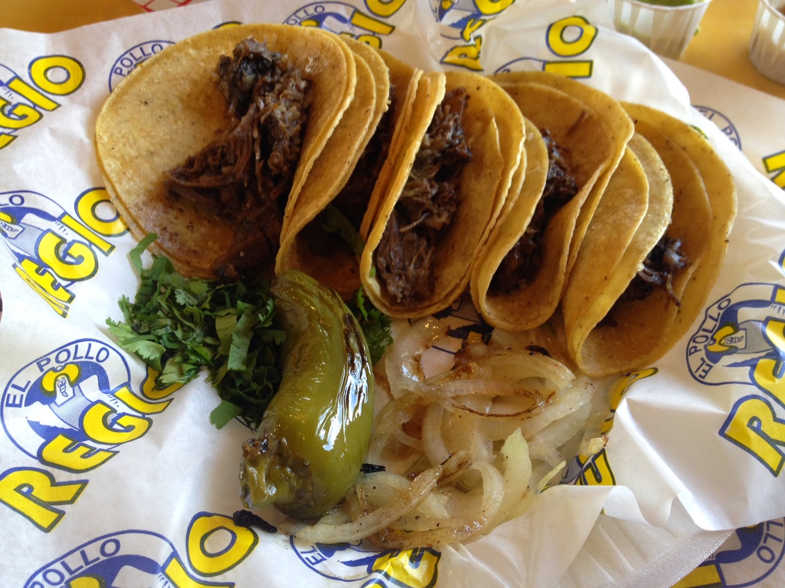 Restaurant Tacos: El Pollo Regio - Pollo is in the Name for a Reason