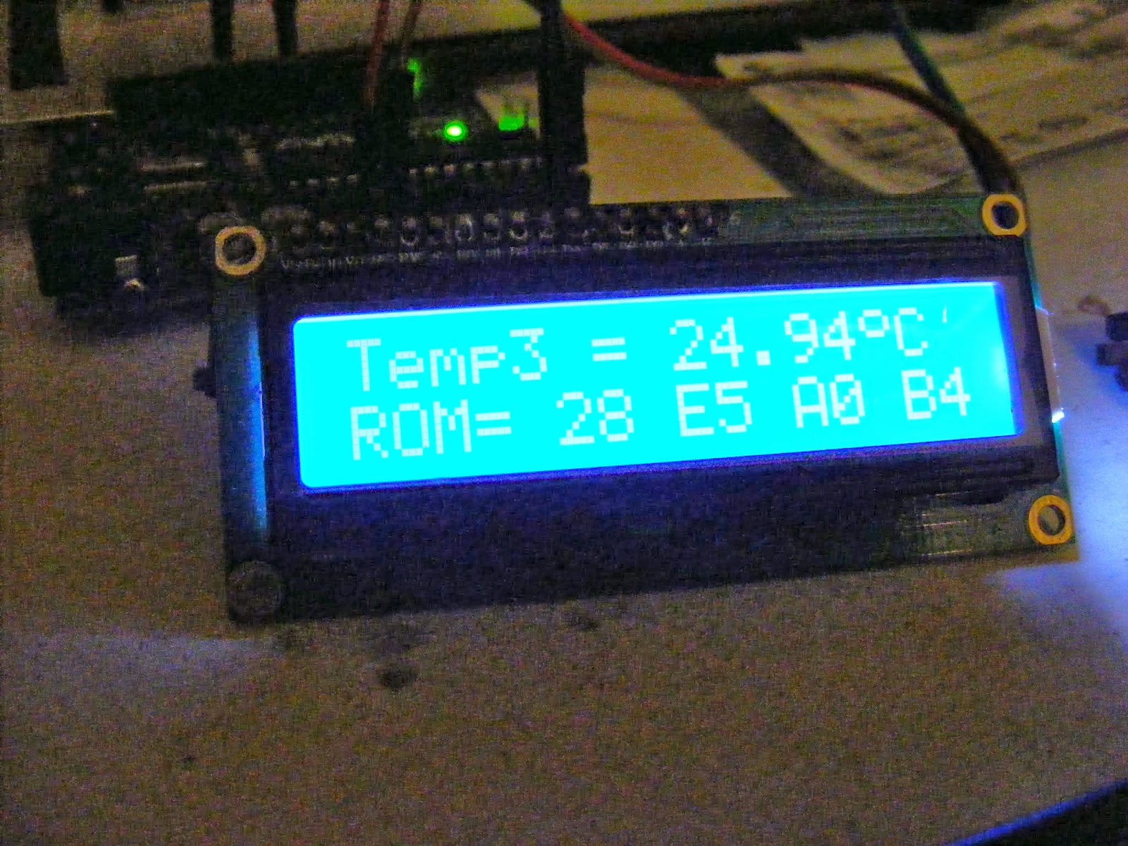 Nicu FLORICA (niq_ro): Mai multi senzori de tip DS18B20 (sau MAX31820 ...