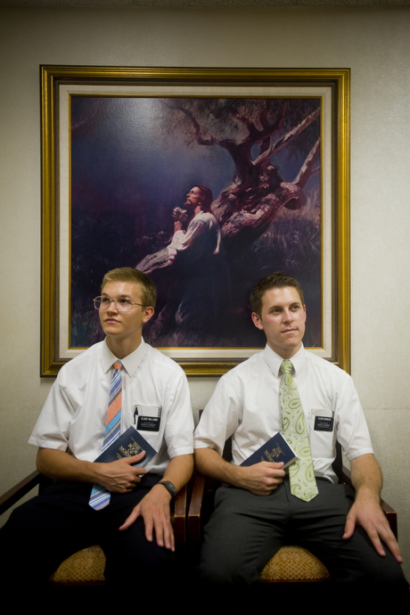 Elyse Butler Mallams - Hawaii Photographer: Mormons | Faces of Faith