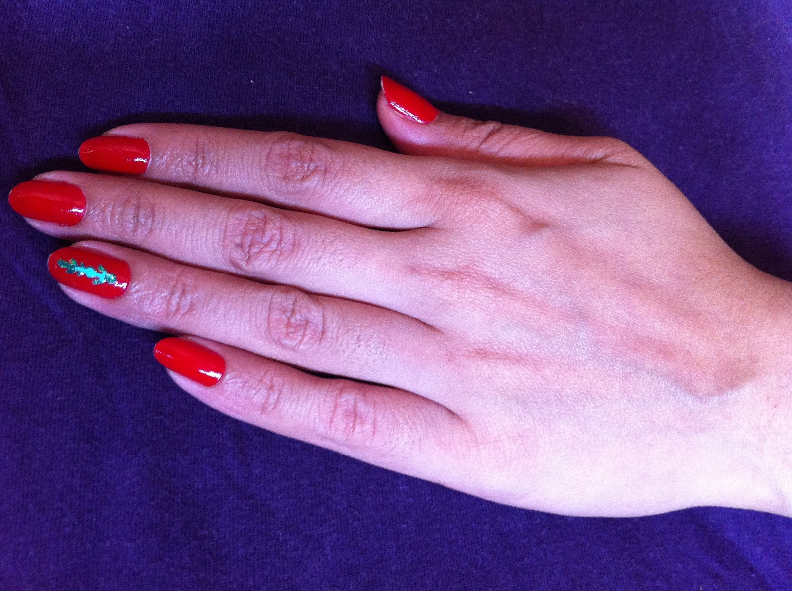 Bindi Nail Art..! ~ So-Saree