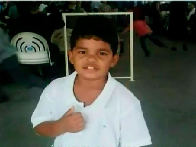 MÃe Encomenda Morte Do PrÓprio Filho E Promete Sexo Como Pagamento
