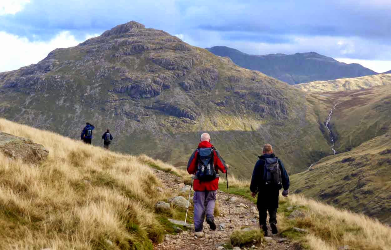 Alex and Bob`s Blue Sky Scotland: Langdale Trip. Pike of Blisco to Bow ...