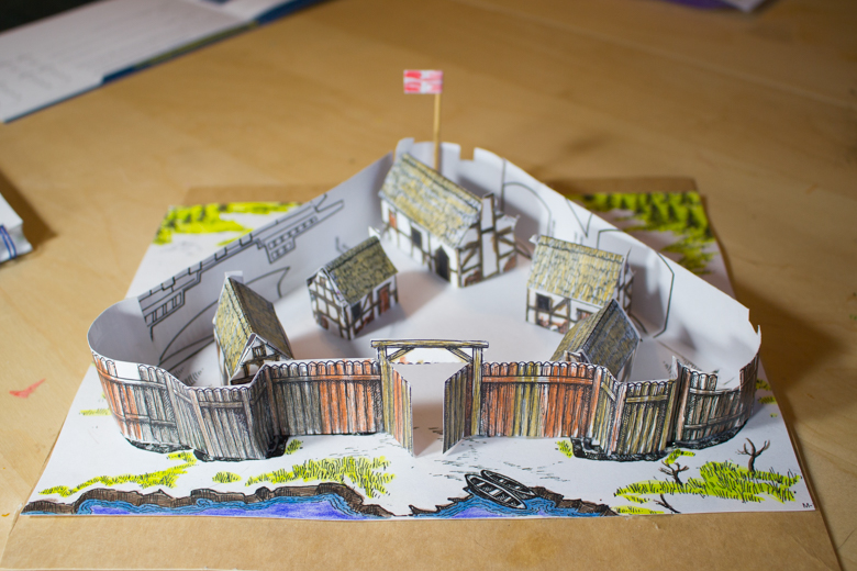 Craft Knife: American Revolution Unit Study: Jamestown Paper Model and ...