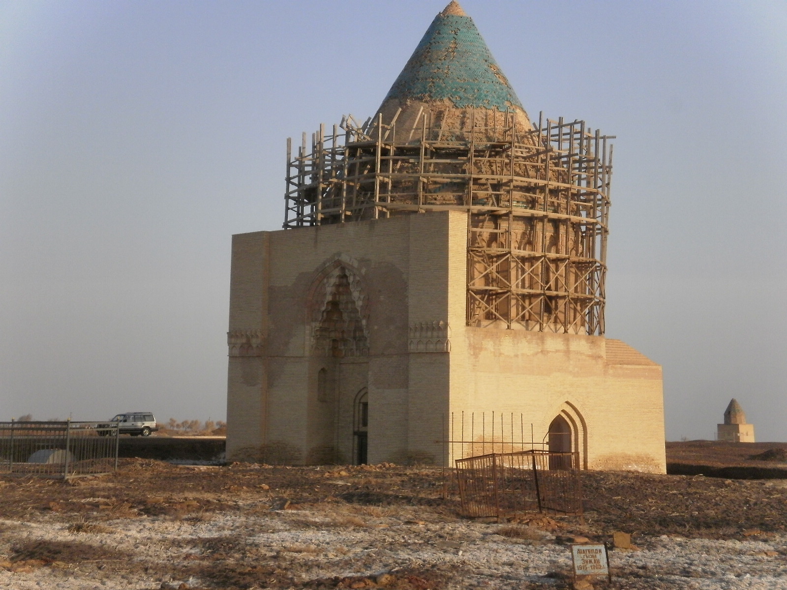 Turkménistan 2012: 30 Mars En route pour Konya Urgench
