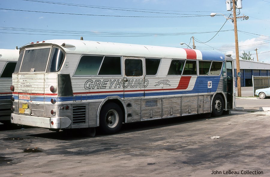 Eddie's Rail Fan Page: Greyhound, Canada motor coach bus. Circa 1970's era.