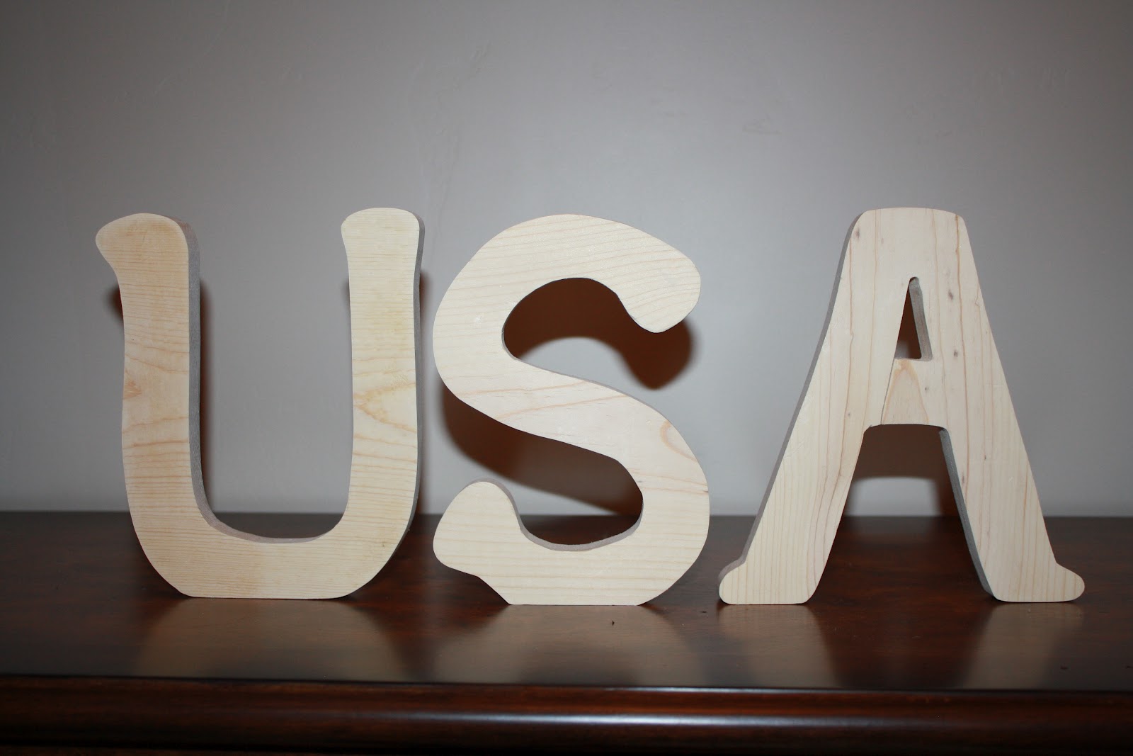 DIY crafty girl: UNFINISHED USA #2 wood letters