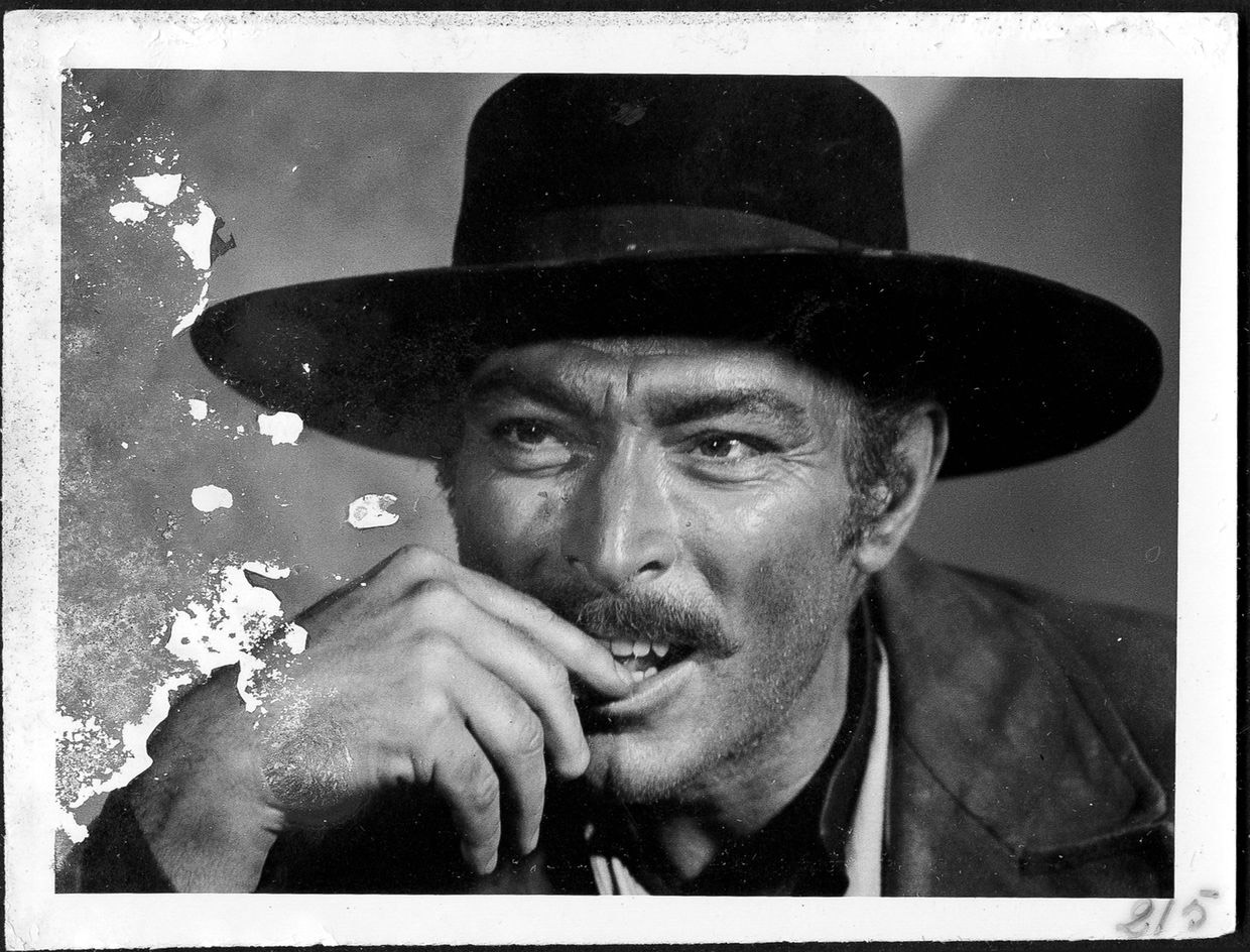 TheBad.net - The Lee Van Cleef Blog: GBU50: Rare Photos - Meeting Stevens