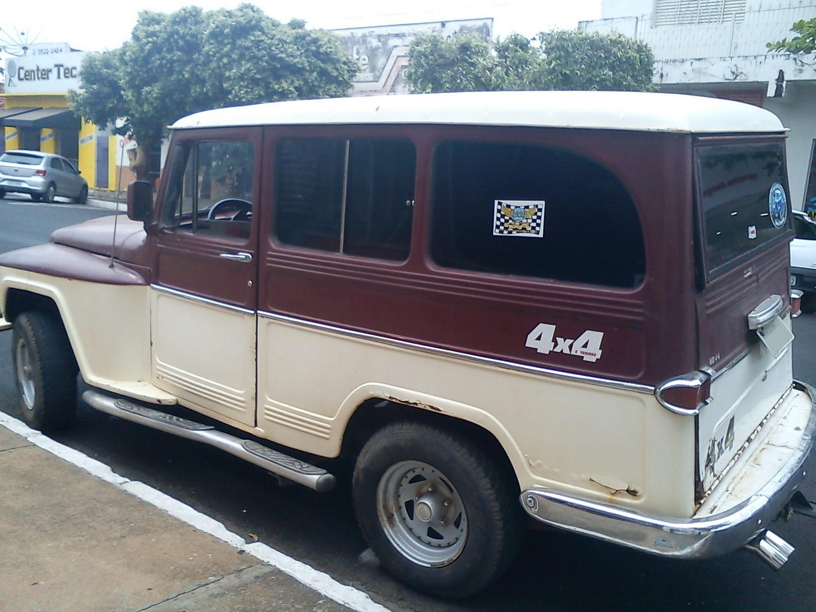 Registros Automotivos do Cotidiano: Ford Rural 1974
