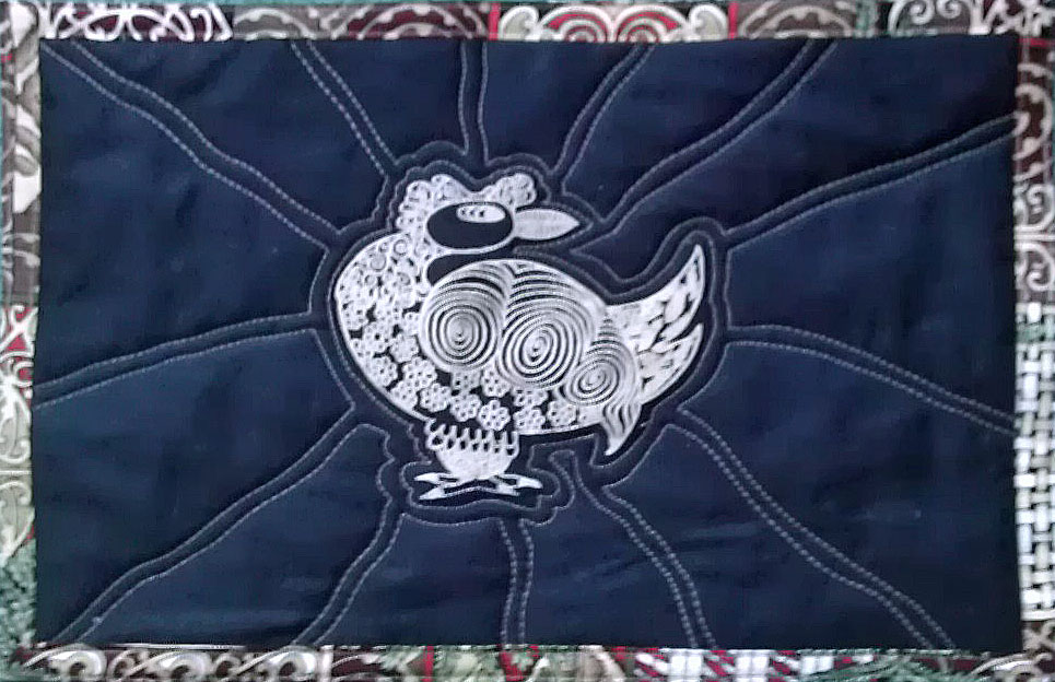 Stitchclothcolour: Funky fun, bird and egg table mats.