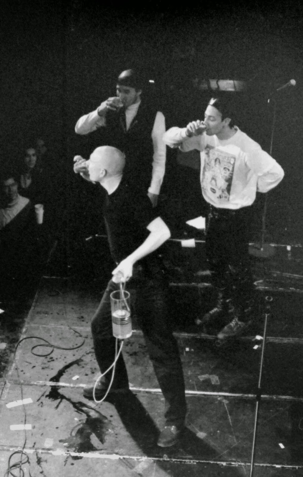 Seizoensgebonden: Foto's Jim Rose Circus Sideshow '93