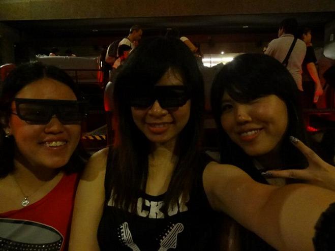 Shuqing's Story: Fun Fulfilling Day at Sentosa 4D Magix & CineBlast
