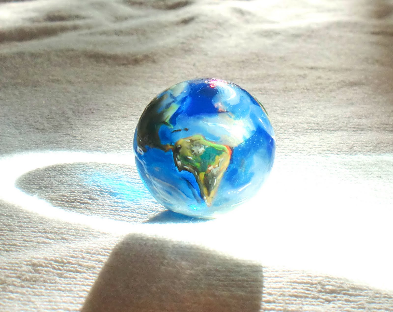 la Canica azul: La Canica azul "Blue marble"