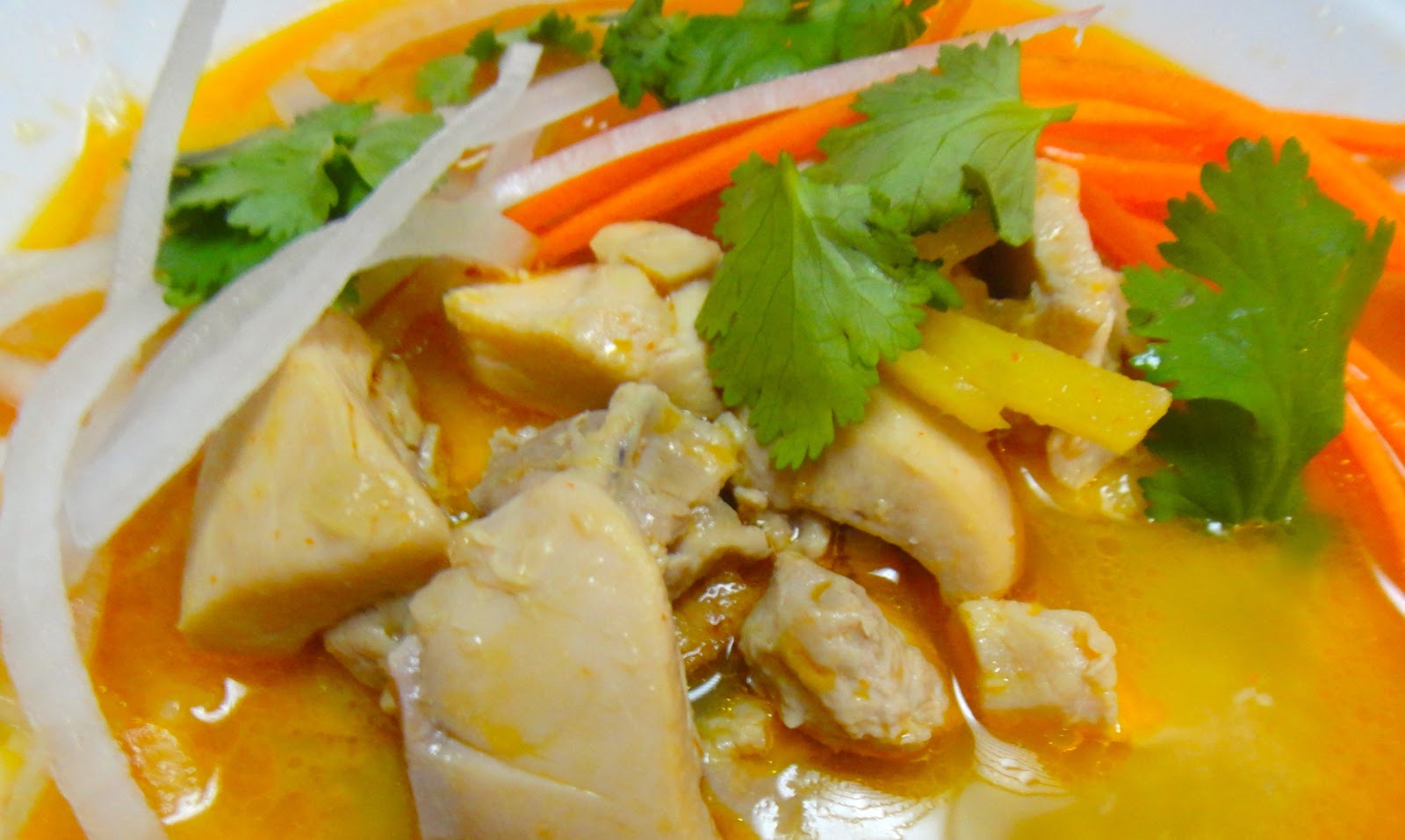 SOUPE THAÏ AU POULET