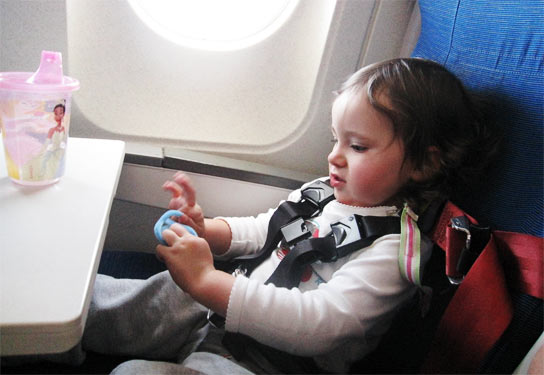 Williams Travel and Tourism : Tips for Taking Kids on Airplanes