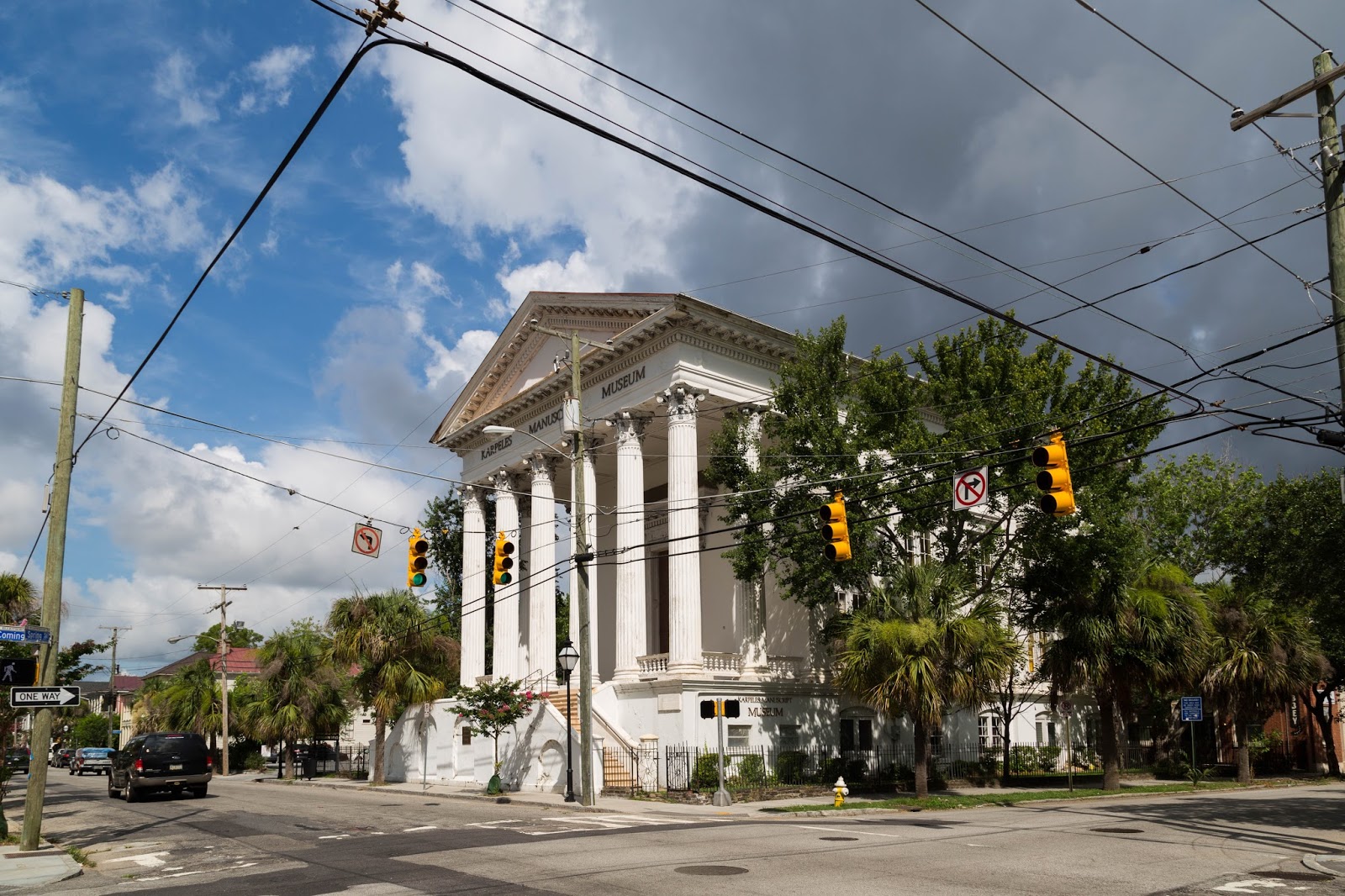 Charleston Daily Photo: Walk with me - Spring St., Charleston, SC