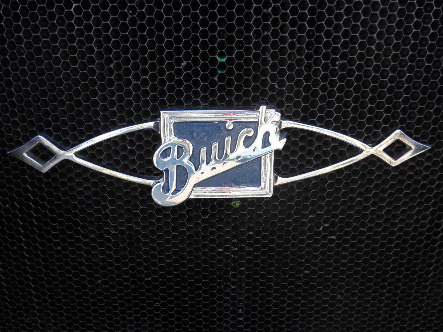 American Auto Emblems: BUICK
